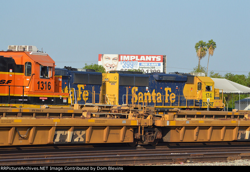 BNSF 174